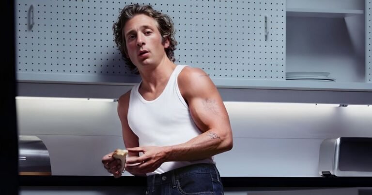 Jeremy Allen White Height, Age, Net Worth, Wife, Movies and Biography